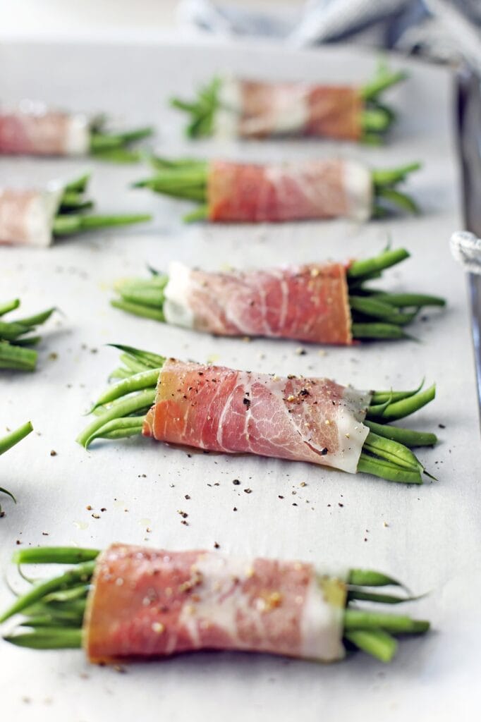 4-Ingredient Prosciutto Wrapped Green Beans - Yay! For Food